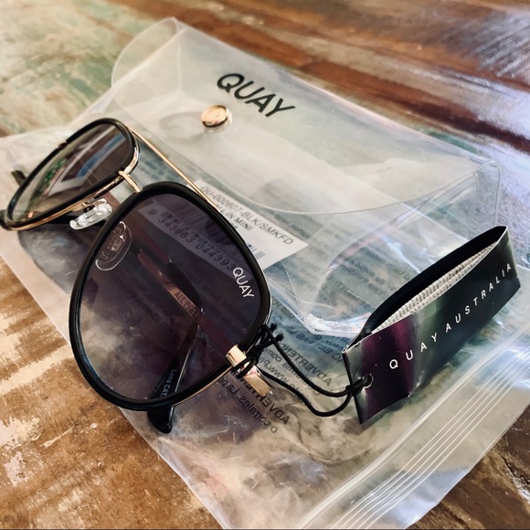 Quay Australia | Accessories | Nwt Quay All In Mini Black Gold | Poshmark